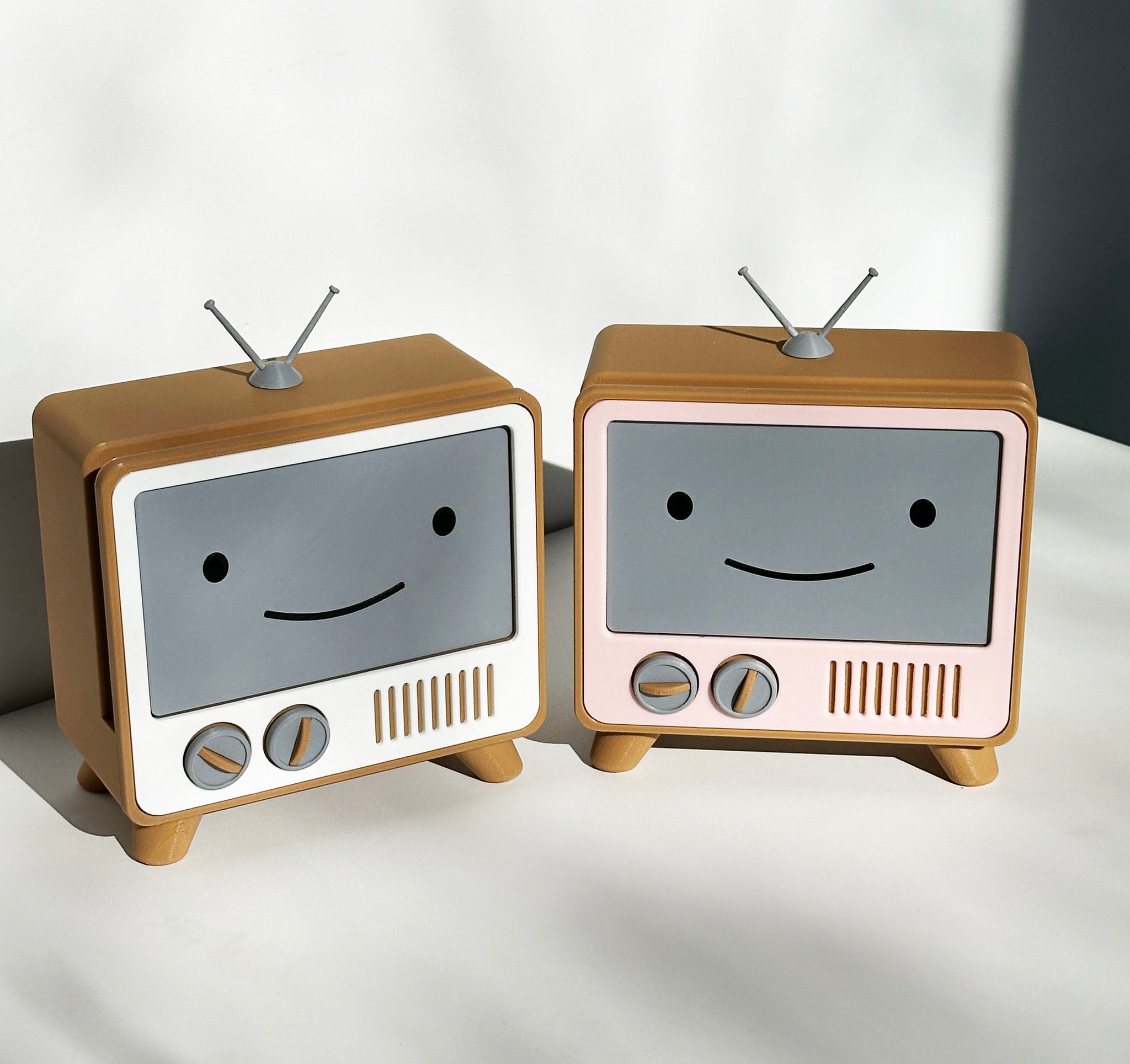 Otto the Retro TV Nintendo Switch Stand – Jace and Judy